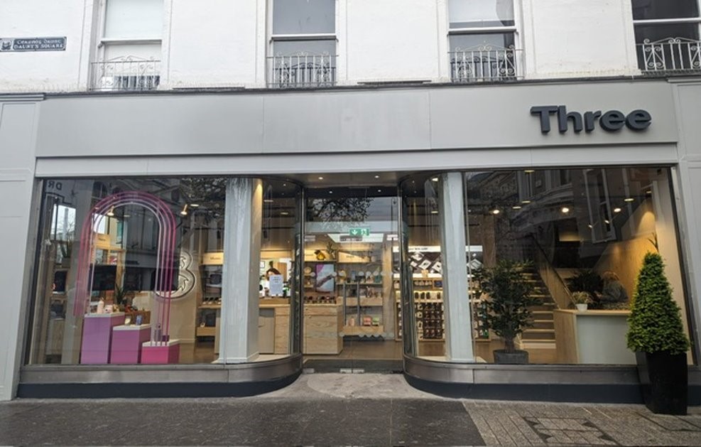 Three Store Daunt Square